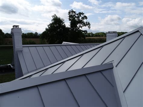 Metal Roofing Valley Roofing And Exteriors