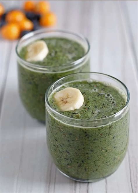 Banana Blueberry Gooseberry Green Smoothie Recipe