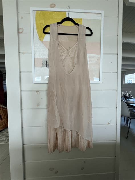 Ss 2001 Runway Veronique Branquinho Nude Layered Deep V Dress