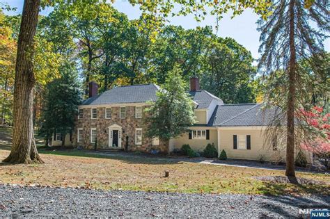 51 Boulderwood Dr Bernardsville Nj 07924 Redfin