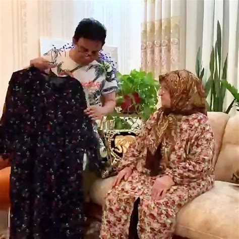 عمو پورنگ و مادرش