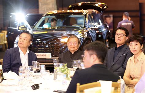 ឯកឧត្តម ខៀវ កាញារីទ្ធ អញ្ជើញជាអធិបតីពិធីសម្ពោធការបើកដំណើរការលក់រថយន្តរបស់ក្រុមហ៊ុនហ្យុនដាយ