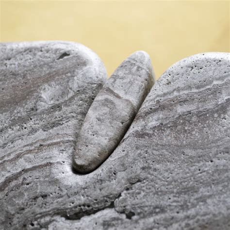 Обеденный стол Baxter Isamu Stone купить в Москве по цене 1 342 528