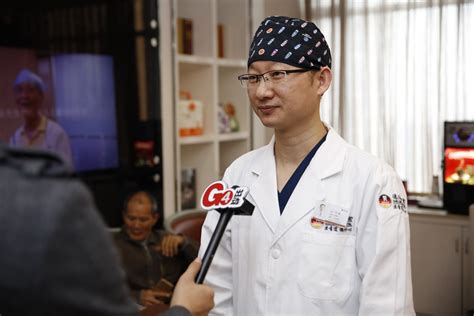 母亲节来看种牙直播 牙周治疗补贴2000——广州德伦口腔