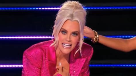 Jenny Mccarthy Makes Shocking Bet On The Masked Singers Finale