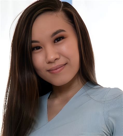 Kimmy Kimm Actress Weight Height Wiki Age Boyfriend Biography And More