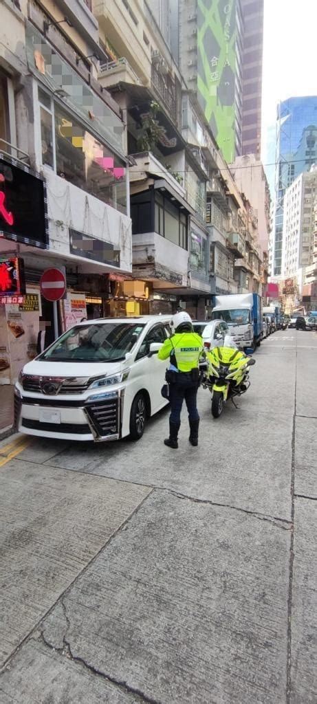 警港島交通黑點嚴打違泊 發3536張告票拖走14車