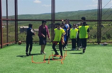 ხორნაბუჯის საჯარო სკოლაში სპორტულ გასართობი შეჯიბრი გაიმართა ეტალონი