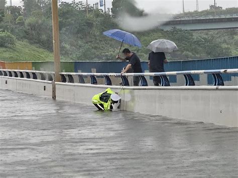 重慶8個區縣大暴雨主城多地內澇 新浪香港