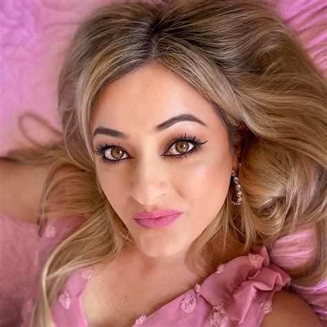 Alexandra Jayne Youtube