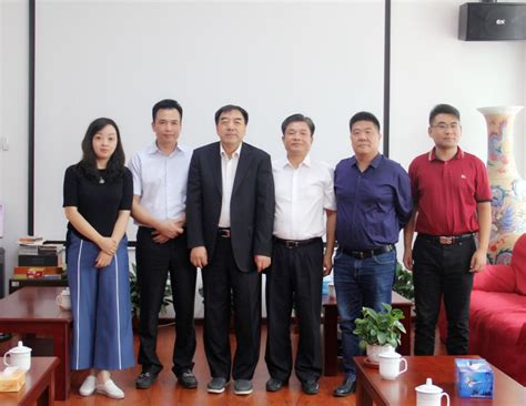 【友好交流】商会执行会长傅占鹉、常务副会长郭景灿一行前往通州区投促局拜访投促局局长杨东风、副局长陈勇莆商