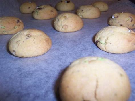 Рецепта за бисквитки с шоколад мента и шам фъстък кулинарно бг