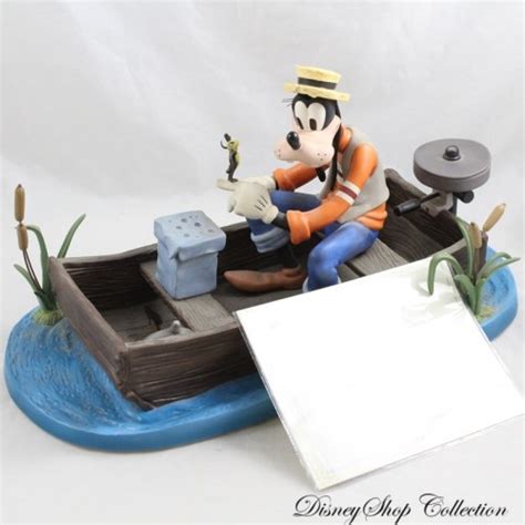 Walt Disney Classics Goofy Wdcc Goofy And Wilbur Fishing Fo