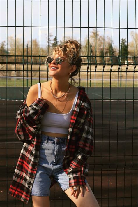 Идеи летней фотосессии Летняя Прогулка Модельные позы Фотосессии девушек Женские позы