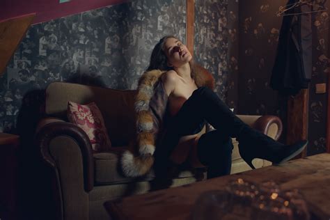 Amateur Girl Thelifeerotic Mirror 1 Emily J High 0002