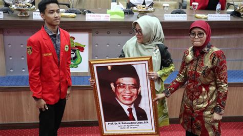 Rektor Unhas Resmikan Baruga Prof Dr H Baharuddin Lopa Sh Fakultas