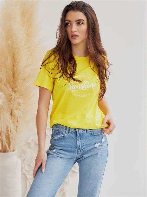 Жіноча футболка з вінтажним принтом 3659 купити в Києві Україні ціна фото