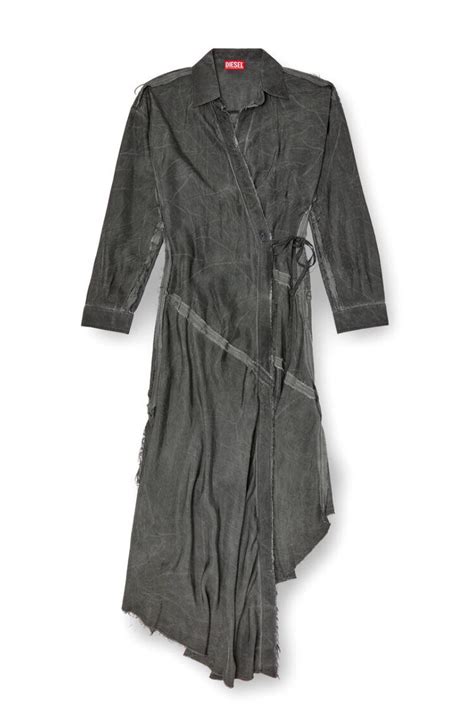 Выглядеть бедным стало дорого почему в трендах рваная и грязная одежда РБК Life