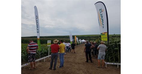 Открит ден в Кнежа събра водещи земеделци от района Български Фермер