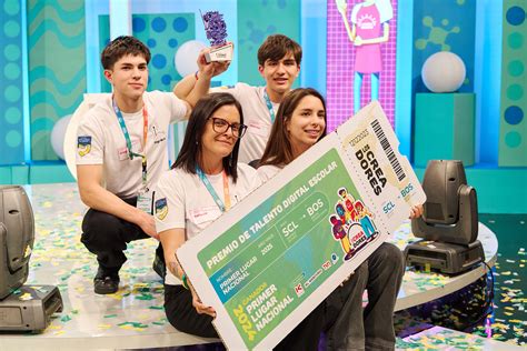 Escolares De Santa Cruz Brillaron En Boston Con Proyecto Que Obtiene