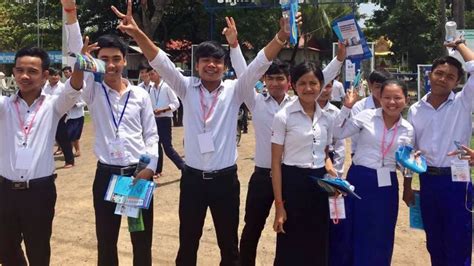 សមាគម គ្រឹះ ស្ថាន ឧត្តម សិក្សា គាំ ទ្រ គោល ការណ៍ សម្រេច ឱ្យ សិស្ស ប្រឡង ជាប់ បាក់ ឌុប ដោយ ស្វ័យ