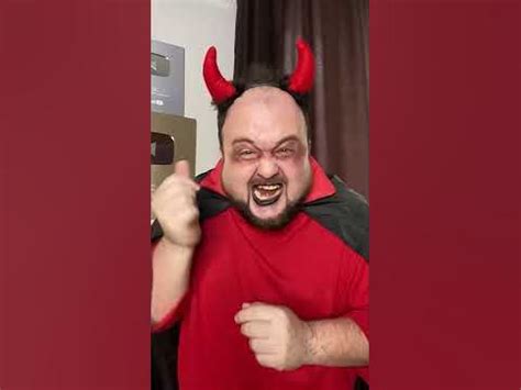 Злой Демон против Доброго Ангела - YouTube