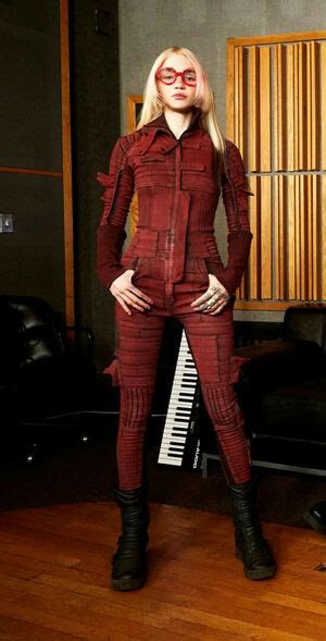 Grimes Leaked Nude Photos And Videos