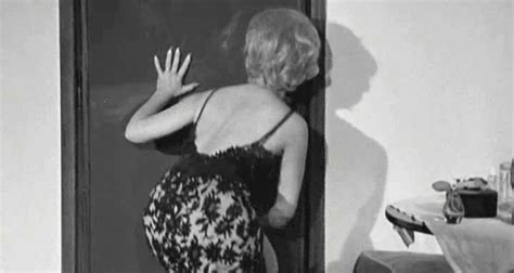 Naked Gina Lollobrigida In Le Bambole Naked Gina Lollobrigida In Le Bambole