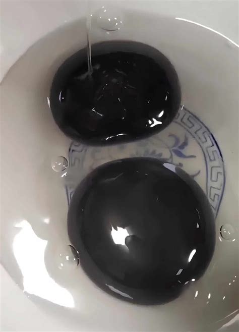 Black Egg Yolks Explained Causes Safety Concerns