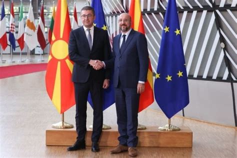 По пътя към ЕС Брюксел призова Скопие да спазва поетите ангажименти