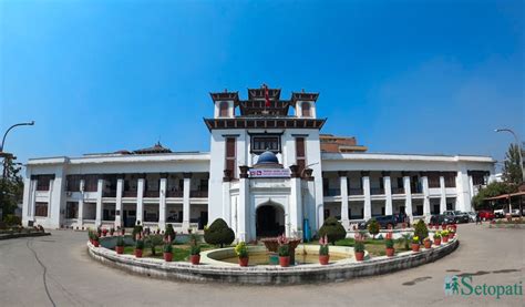 शशांक कोइराला गण्डकीका सभामुख अधिकारी र तीन दललाई आयोगले गरायो सचेत