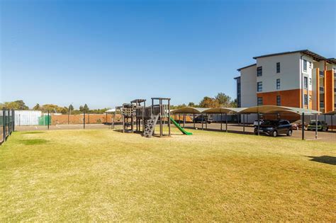 2 Bedroom Apartment For Sale In Kempton Park Central T4919275