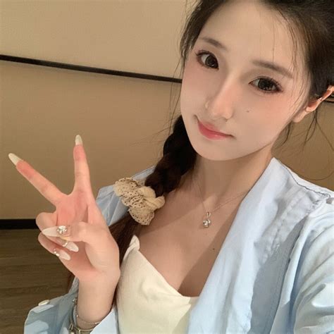 Uu 1314直播表演 Nudevista