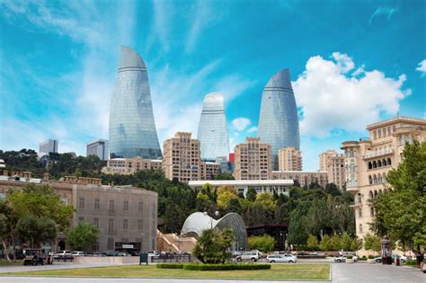阿塞拜疆市风光图片 风和日丽的阿塞拜疆市素材 高清图片 摄影照片 寻图免费打包下载