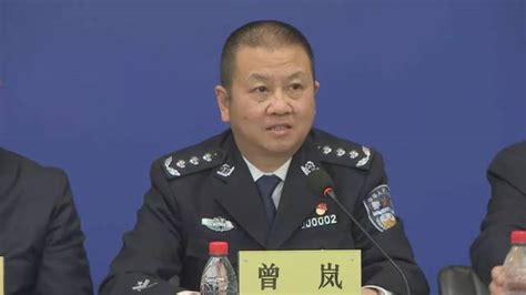 曾岚 蔡钊利 王瑛玮 大山谷图库
