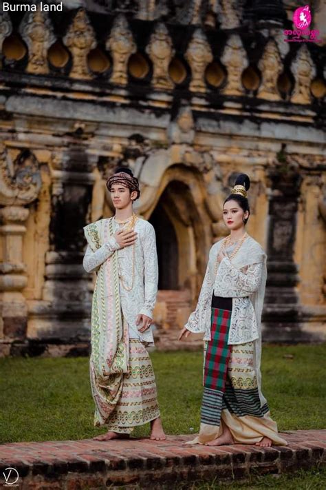 Burma Peopleဗမာလူမျိူး🇲🇲 Traditional Dresses Myanmar Traditional