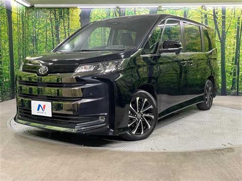 Used Toyota Noah 2023 S－z 8 970 Km Tcv Formerly Trade Car View