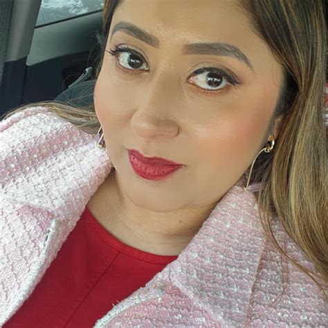 Geraldina Cruz Geraldina Cruz Added A New Photo