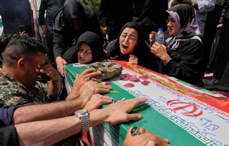 အစ္စရေးနဲ့ဖြစ်ပွားခဲ့တဲ့စစ်ပွဲအတွင်း လူပေါင်း ၁၀၆၀ ဦးသေဆုံးခဲ့တယ်လို့ အီရန်သတင်းထုတ်ပြန်