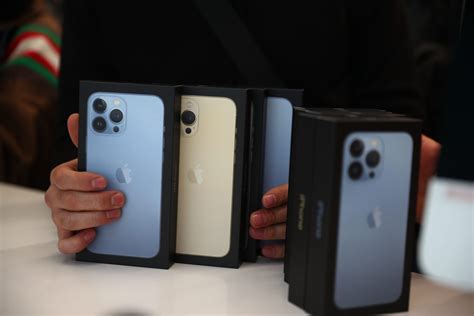 Почему Apple не отказалась от российского золота для производства iPhone