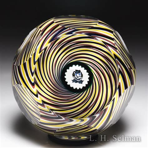 Perthshire Paperweights Lh Selman Glass Paperweights