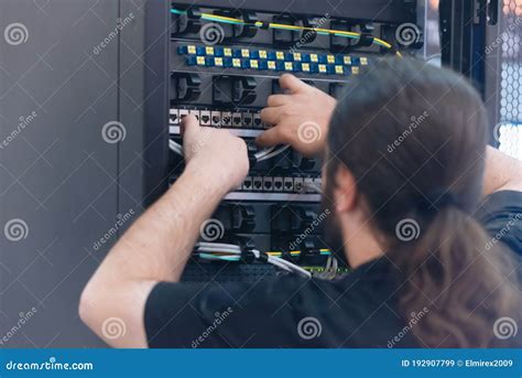Connecting Cables To The Motherboard And Computer Hard Drive Maintenance And Configuration Of