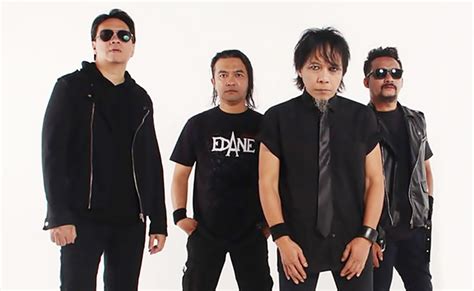 Tahu Gak Kalian Bahwa Ada 7 Vokalis Pernah Memperkuat Edane