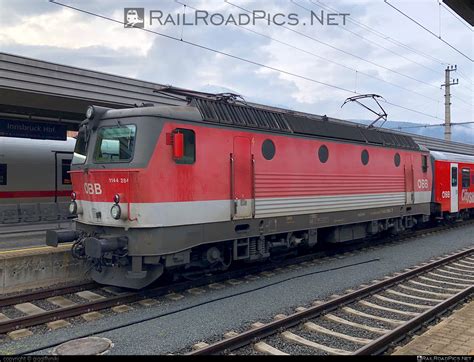 Sgp Öbb Class 1144 1144 284 Operated By Österreichische Bundesbahnen