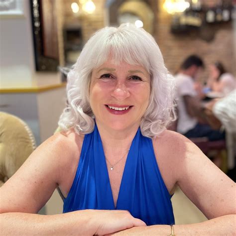 Beverley Watts Author