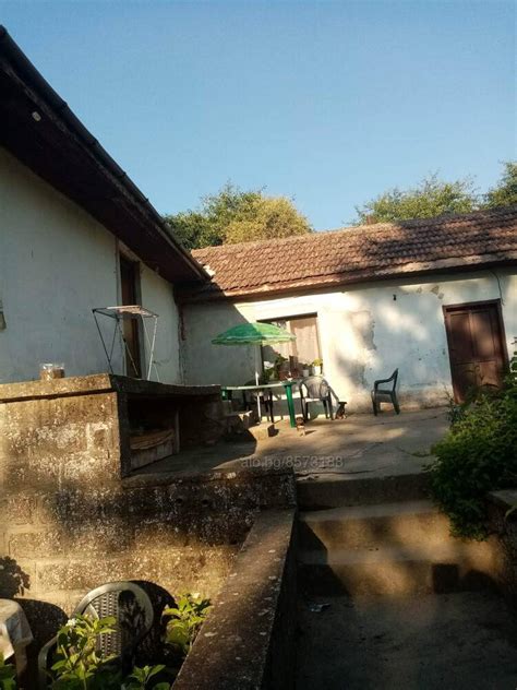 Къща гр Оряхово Двуетажна къща 220 кв м РЗП 1000 кв м двор Къщи Вили Център Оряхово