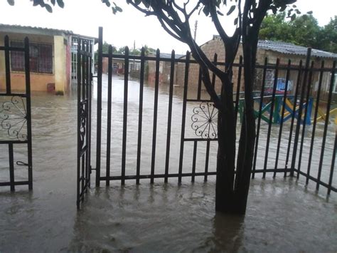 Inundaciones En Más De 20 Barrios De Cartagena Por Fuertes Lluvias
