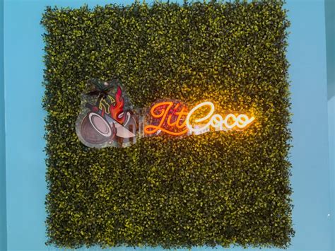 First Look Gallery Lit Coco On Fort Myers Beach