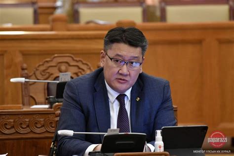 Ирэх оны төсвийн төсөл эдийн засгийг эмчлэхэд чиглэгдэв