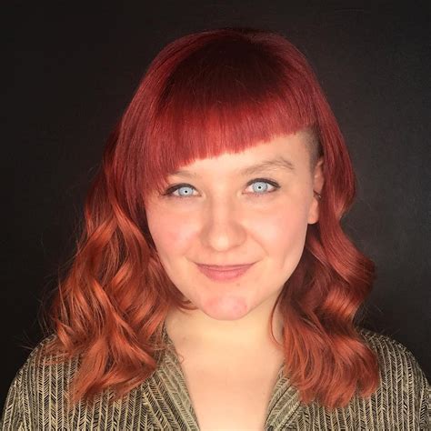 22 Effortlessly Cool Asymmetrical Bangs Looks Mockup Hunt 22 Effortlessly Cool Asymmetrical Bangs Looks Mockup Hunt